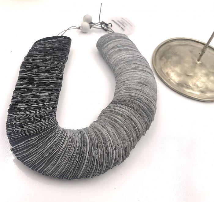 ”Snake” necklace Handmade by ANA HAGOPIAN - Arteartesania